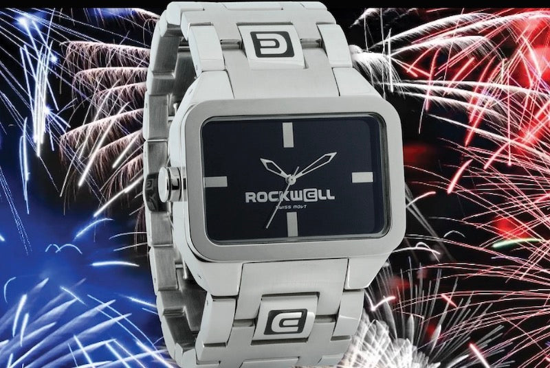 The Gift of Time: 10 Christmas Gifts for the Watch-Enthusiasts in Your